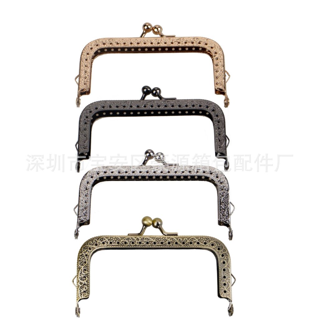 Small Rectangle Frame – Farid Crochet Corner